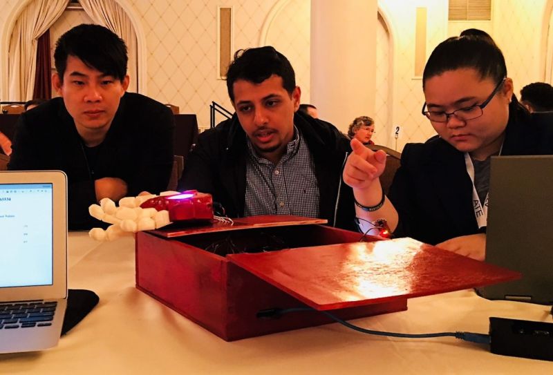 ATE Central - Cross-discipline Project Alters Students' Career Paths